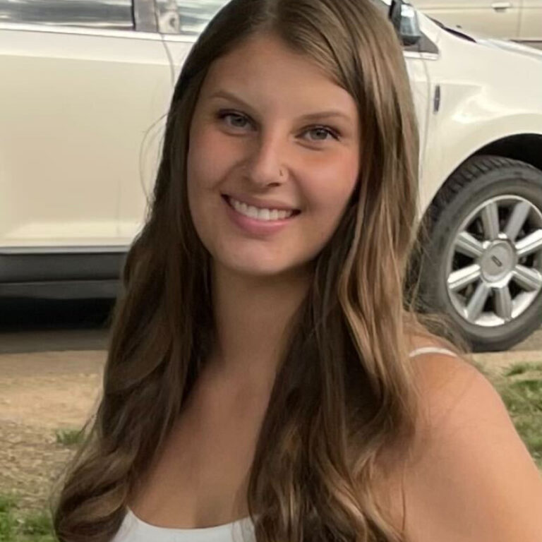 Elyssa (Arapahoe Community College) - Hope House Colorado